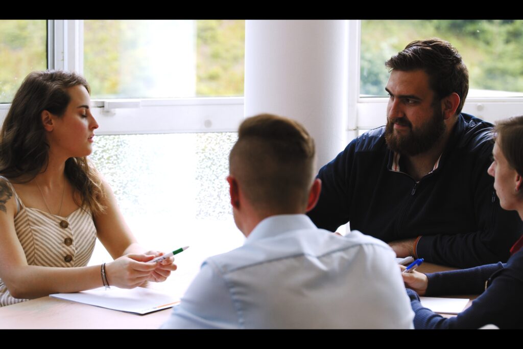 Teamwork • ERC Logistik GmbH Kufstein | Transportqualität er-fahren!